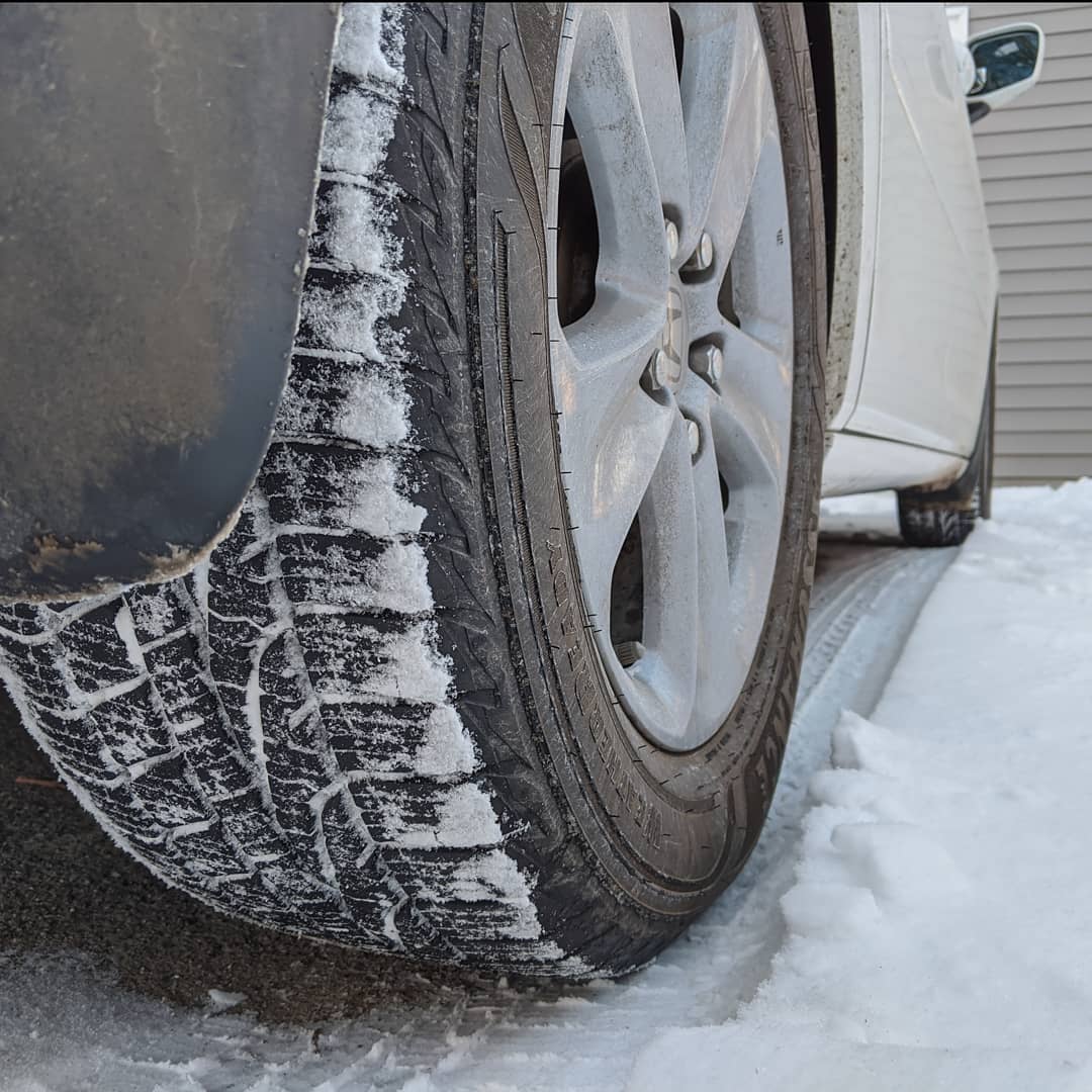 We Found the Best All-Season Tires for 2024 Using Field Tests & AI ...